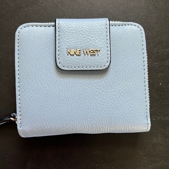 Nine West | Bags | Nine West Wallet | Poshmark